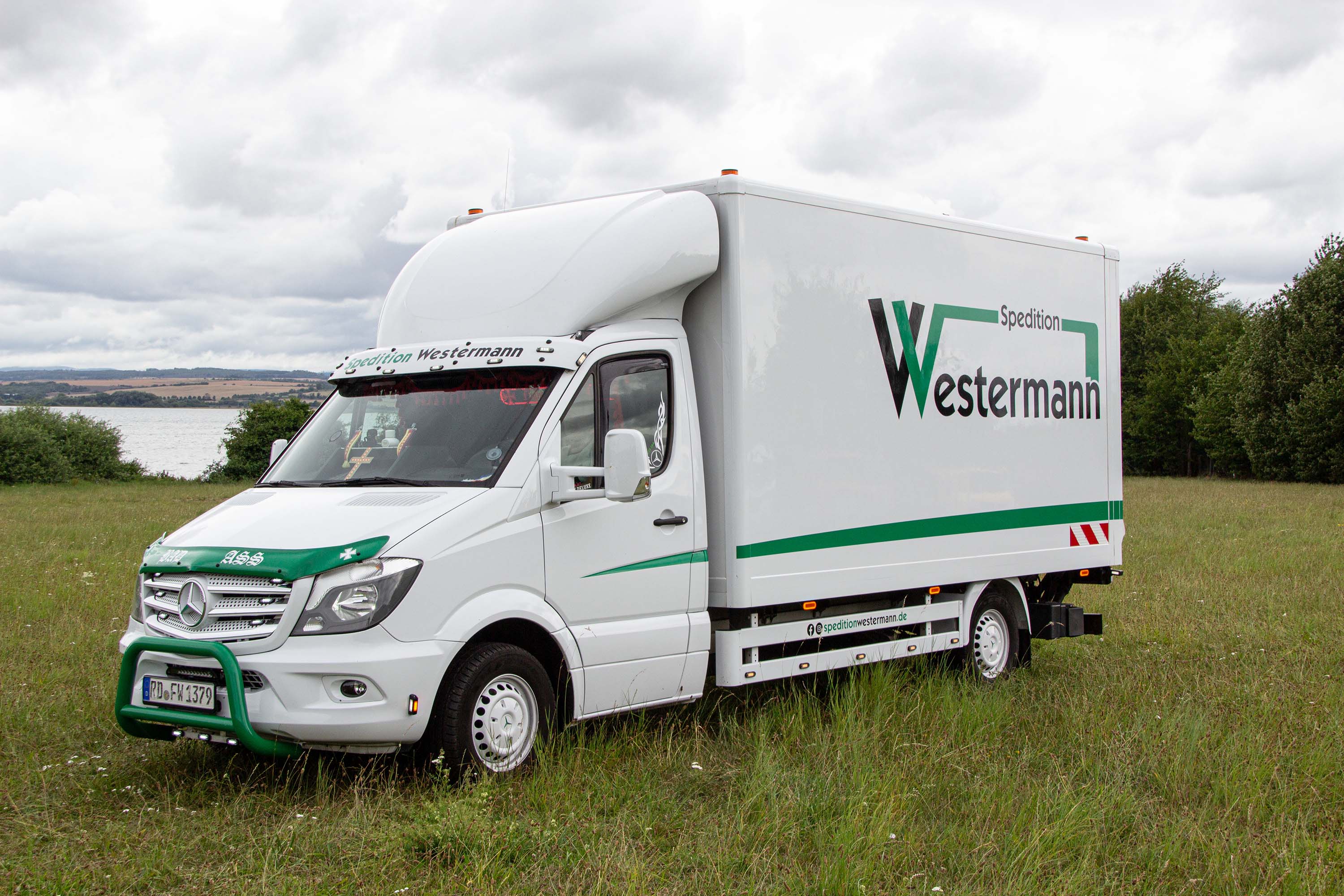 Spedition Westermann - Mit uns VERKEHREN SIE SICHER